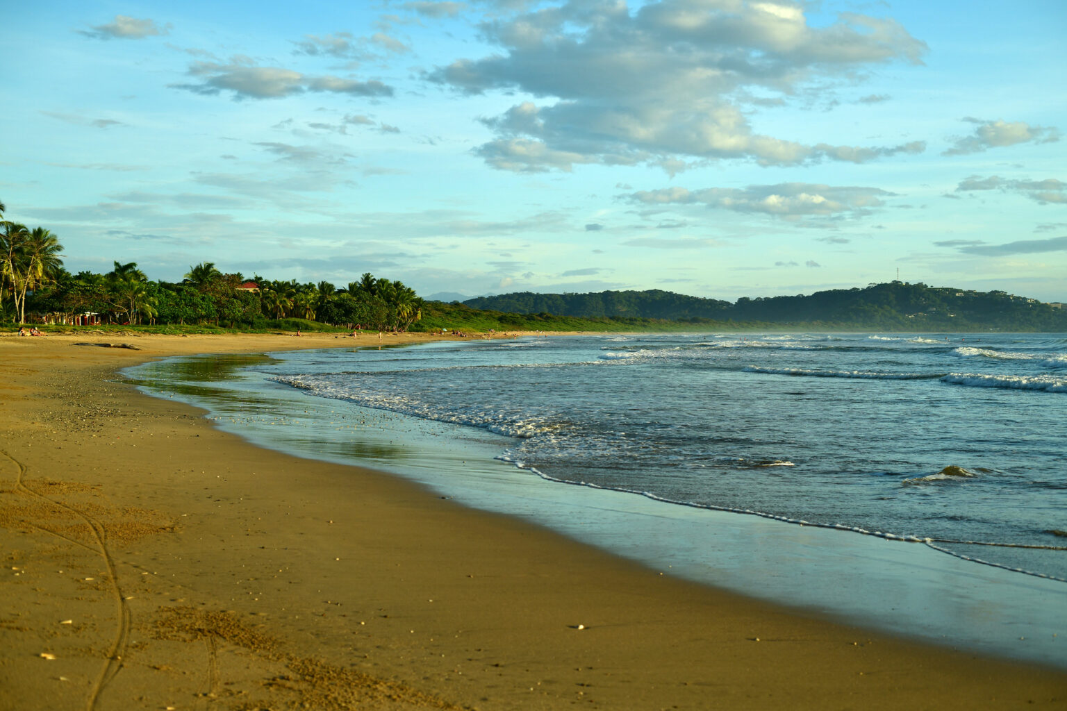 Descubre Playa Hermosa, Un paraíso en el pacifico