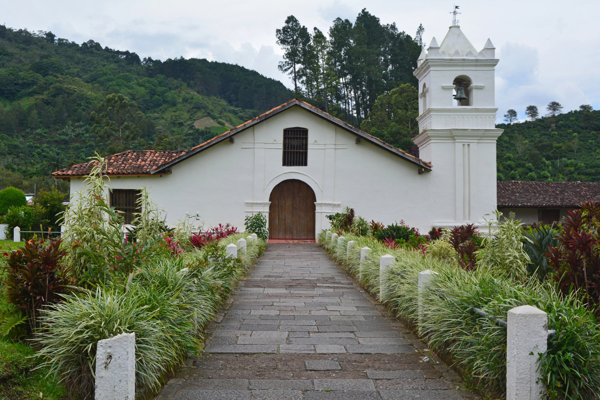 Conoce el Valle de Orosí: Volcán, Naturaleza y café - VIAJAR A COSTA RICA